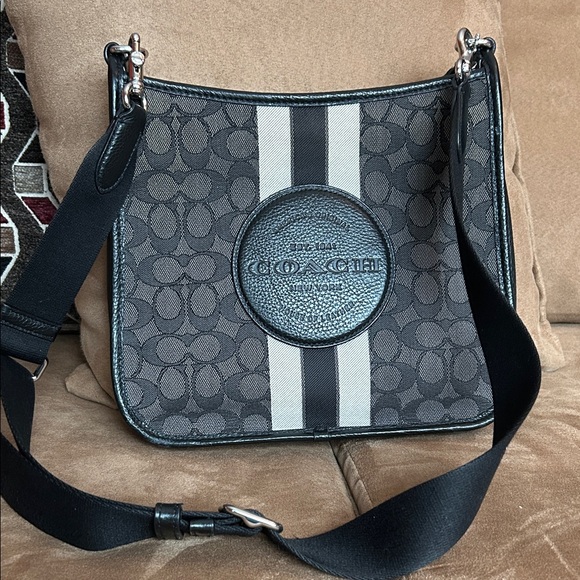 Coach | Bags | Coach Black And Gray Signature Messenger Bag | Poshmark